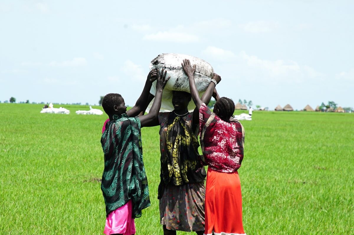 WFP airdrops food to prevent catastrophe as hunger surges in conflict-hit parts of South Sudan ...